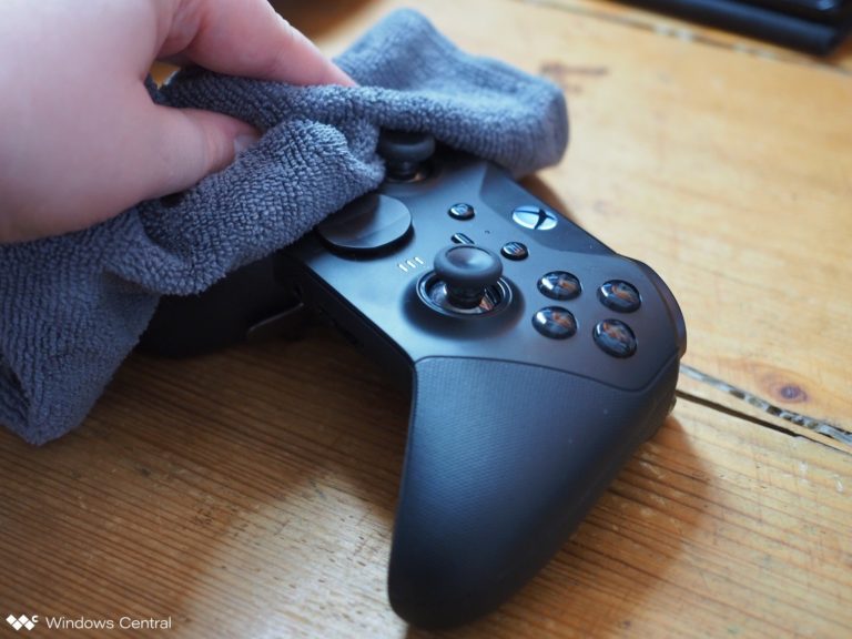How to Clean Your Xbox One in 3 Steps | White Glove Cleaner
